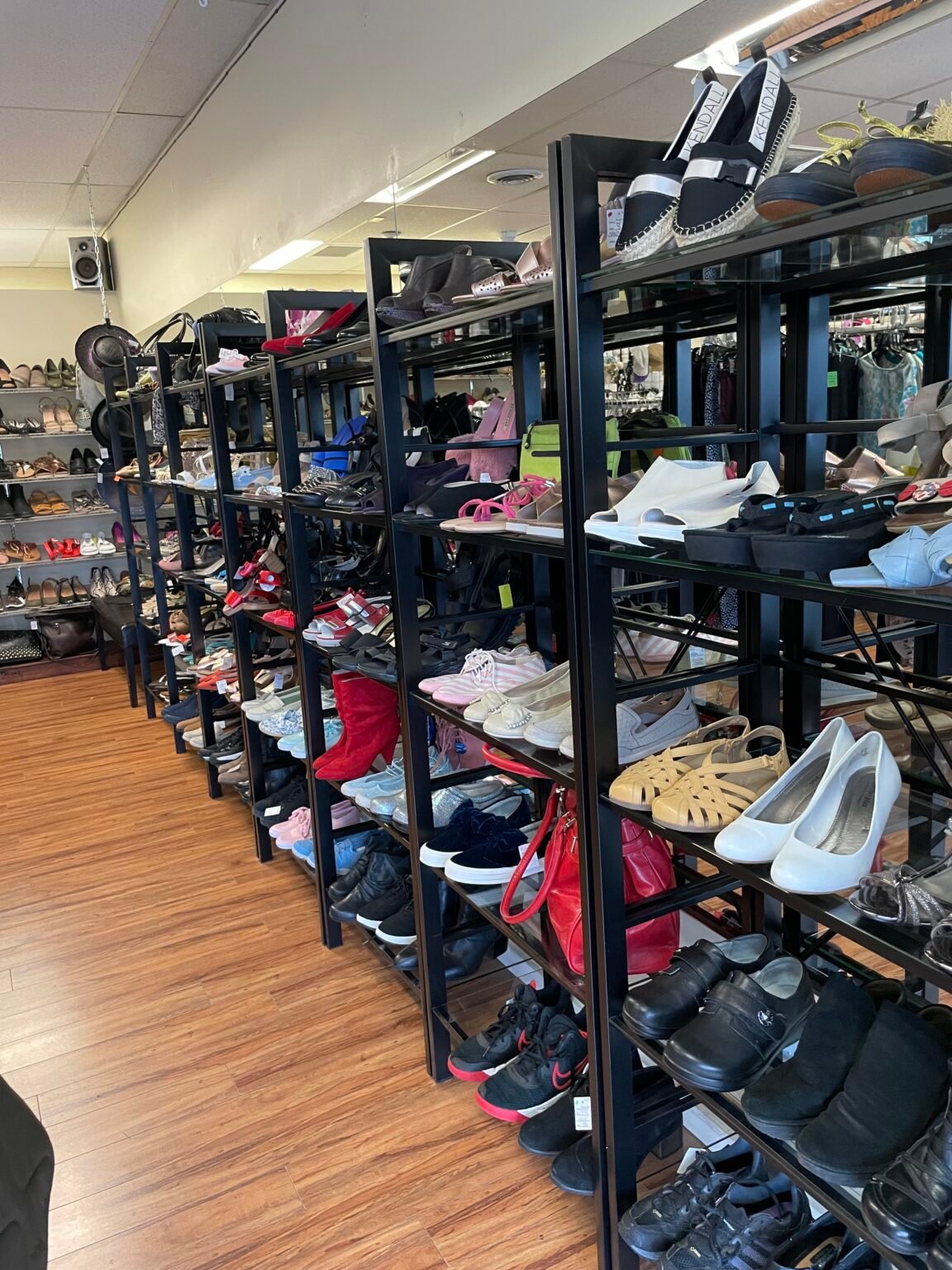 About Us – Sweet Repeats Consignment